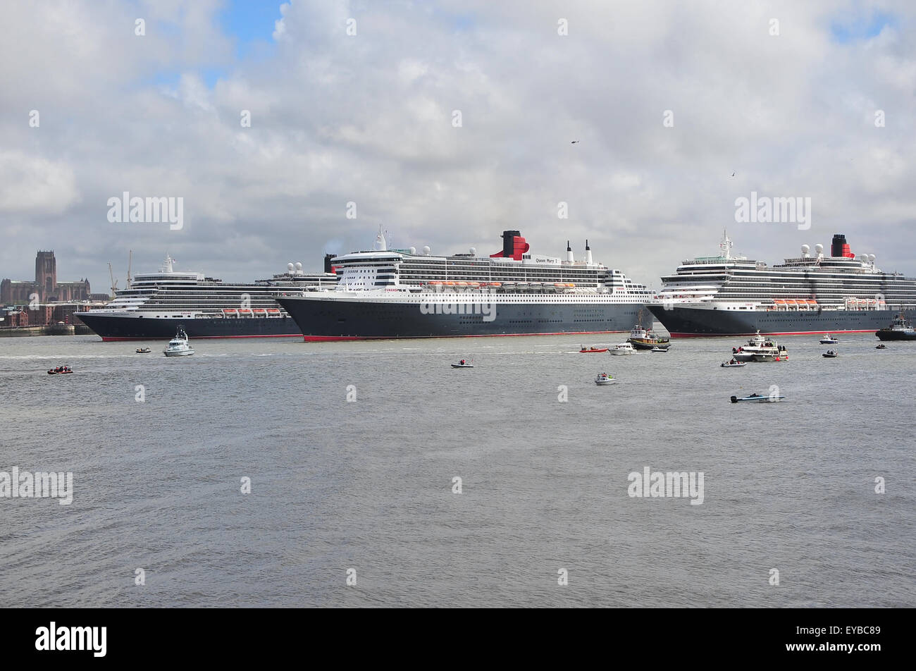 Cunard lines Three Queens,Queen Mary 2,Queen Victoria,Queen Elizabeth ...