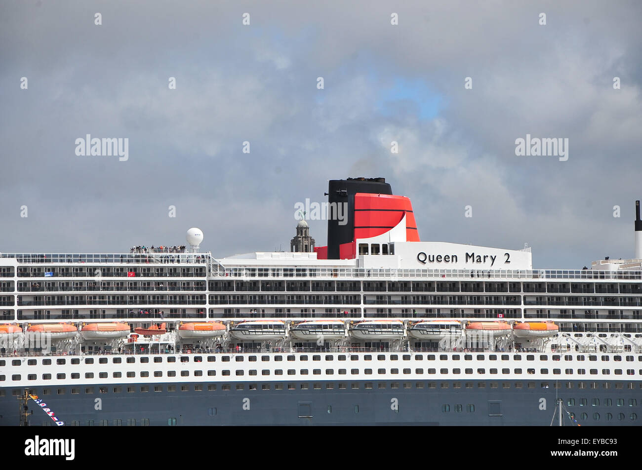 Cunard Lines Three Queens Stock Photos & Cunard Lines Three Queens ...