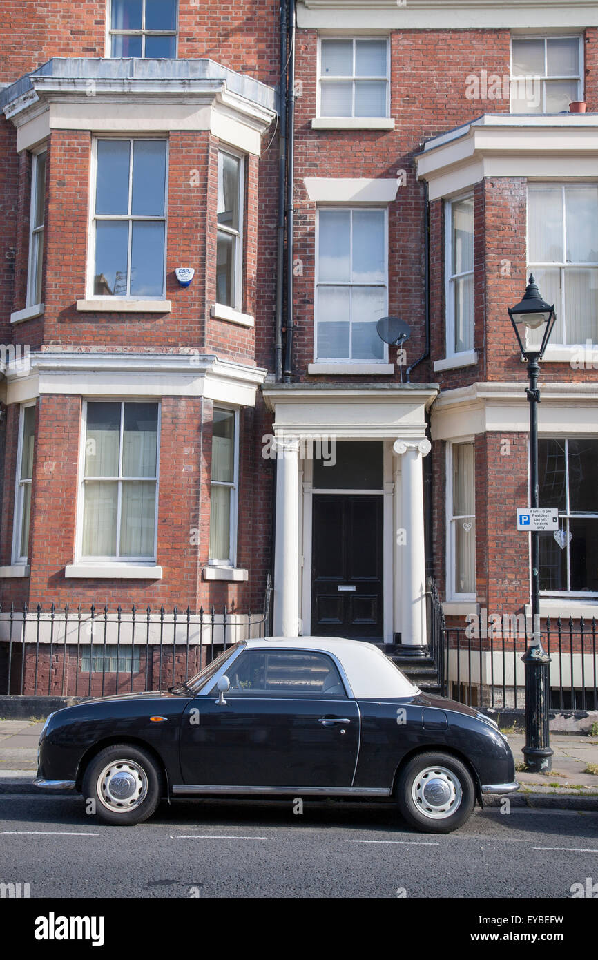 Figaro Car in Liverpool Street, England, UK Stock Photo - Alamy