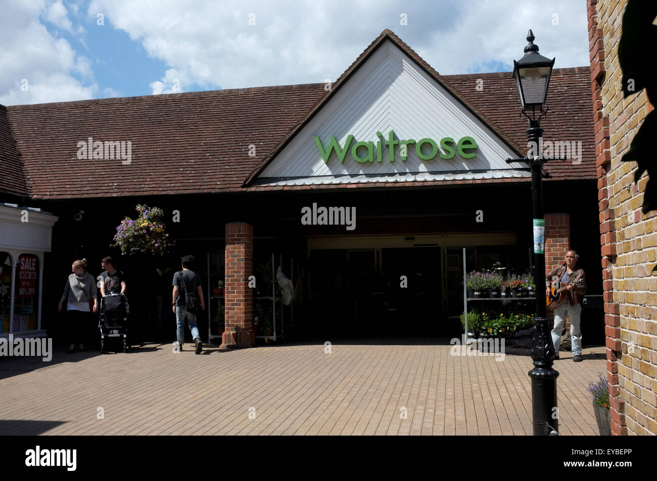 waitrose supermarket branch in farnham town located at county of surrey ...