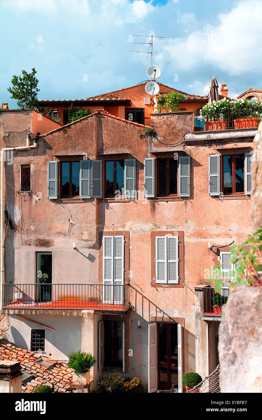 Old residential buildings hi-res stock photography and images - Alamy