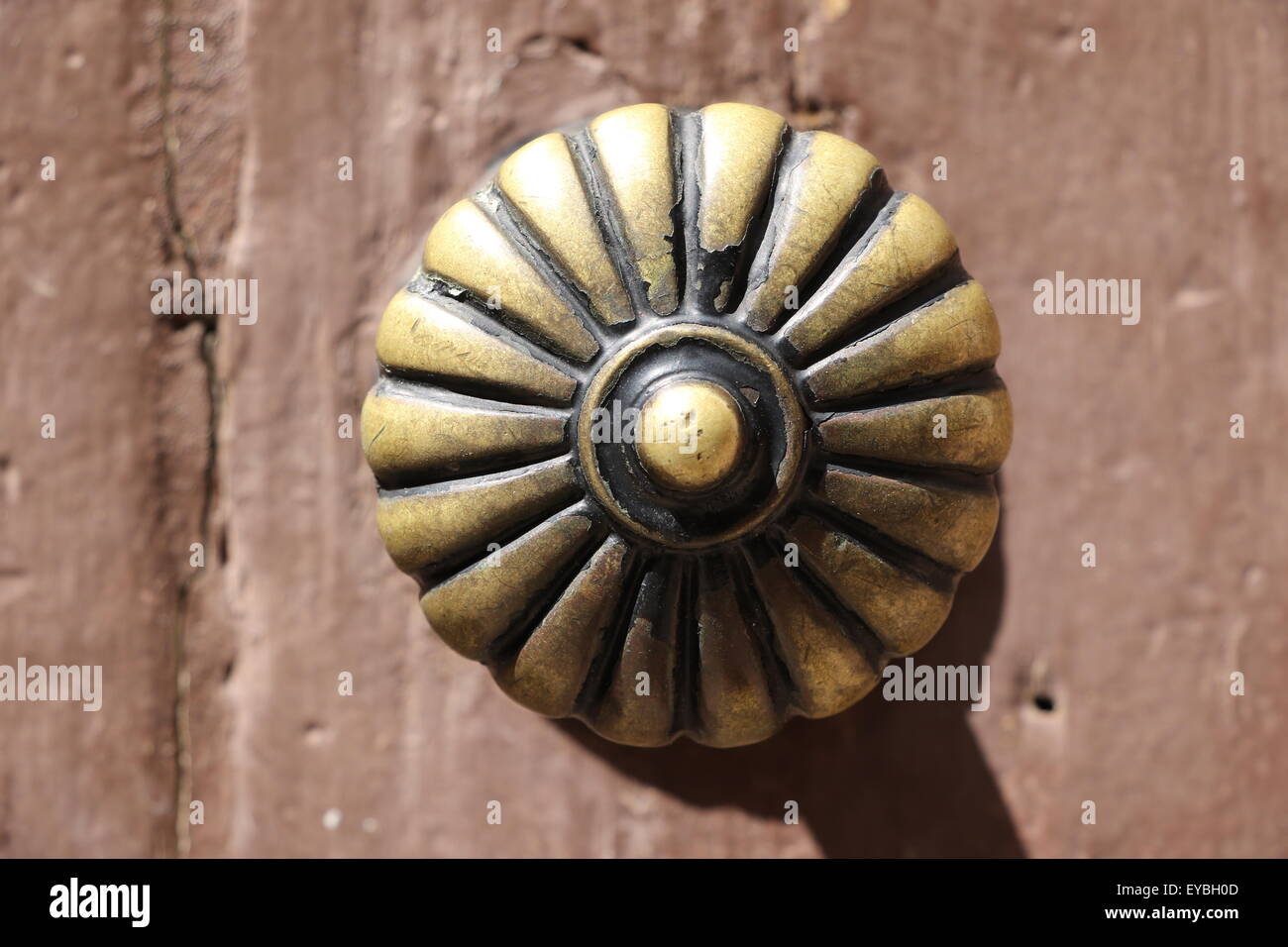Hand shaped door handle hi-res stock photography and images - Alamy