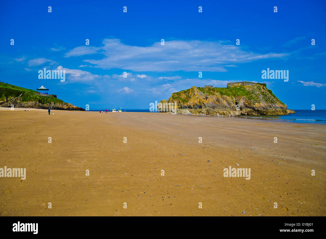 Tenby beach and castle in the sun - Caldey Island Stock Photo - Alamy