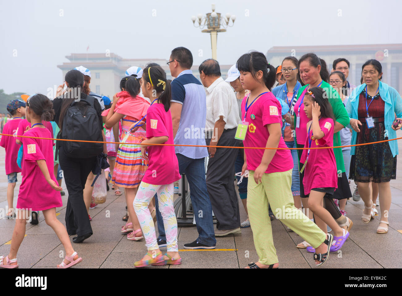 Chinese people queuing for Chairman Mao's mausoleum on Tiananmen Square ...