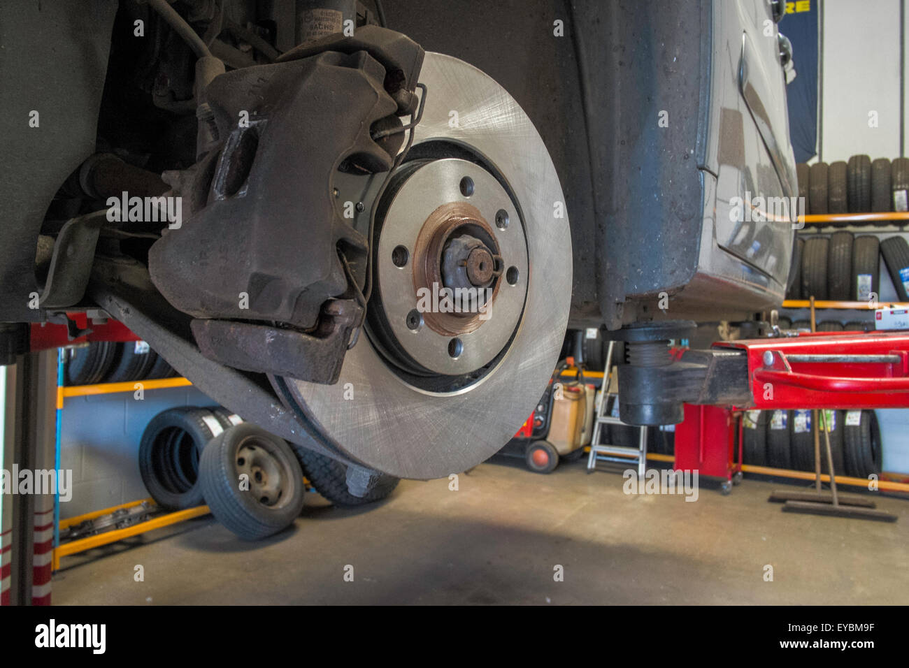 Car showing the front disc brake Stock Photo - Alamy