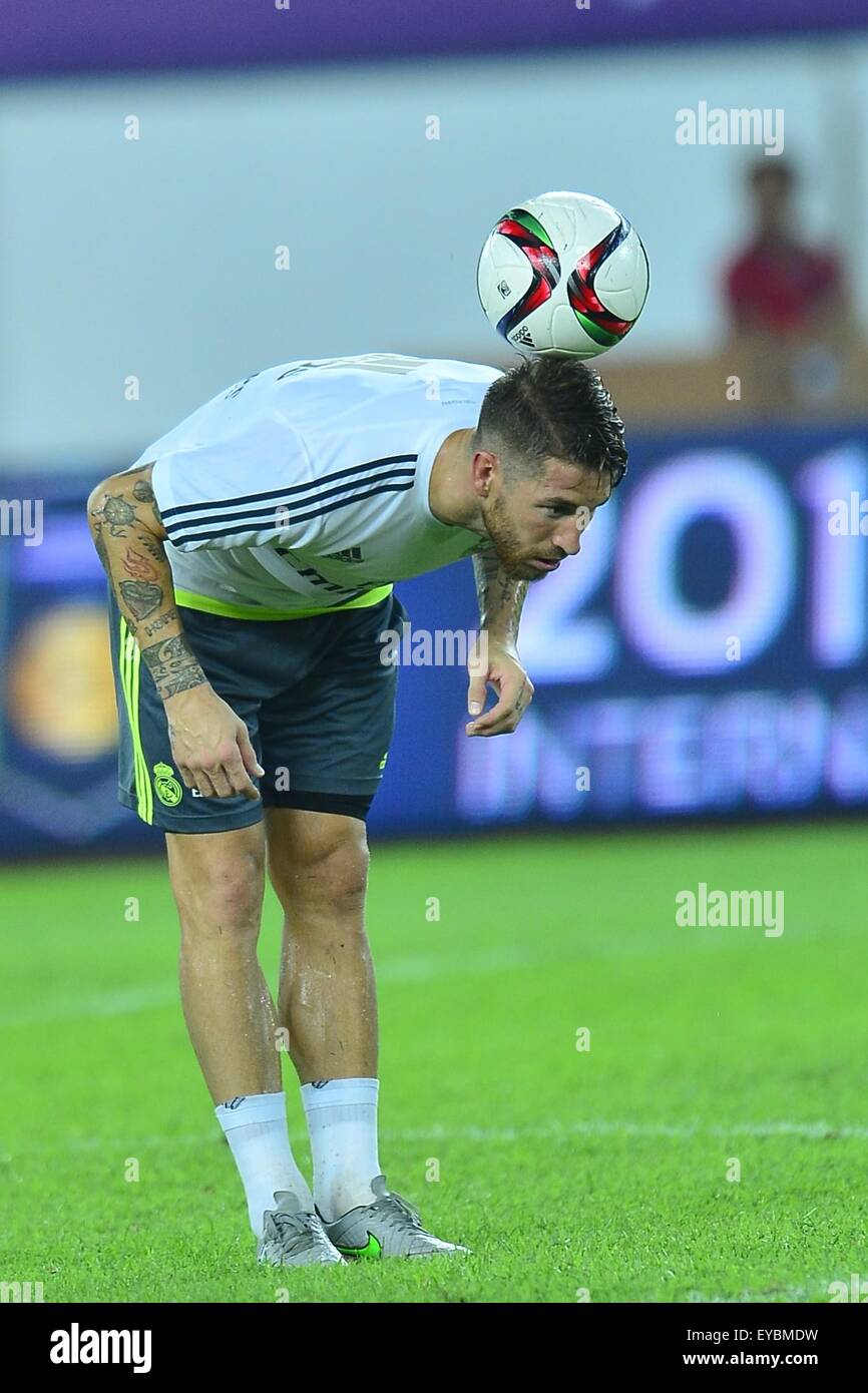 Real madrid defender sergio ramos hi-res stock photography and images ...
