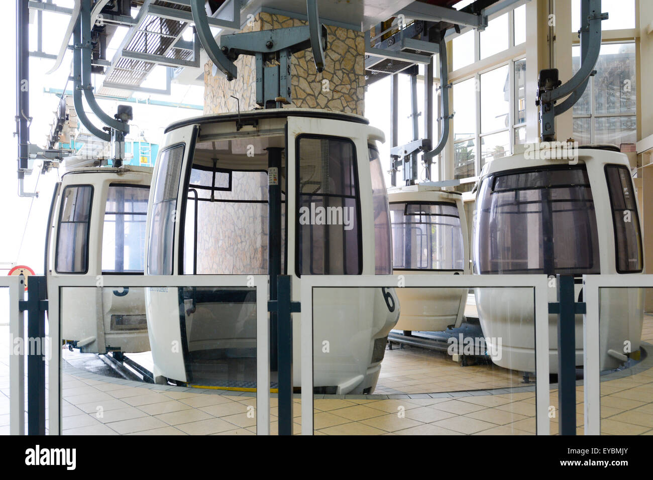 Cable car taormina hi-res stock photography and images - Alamy