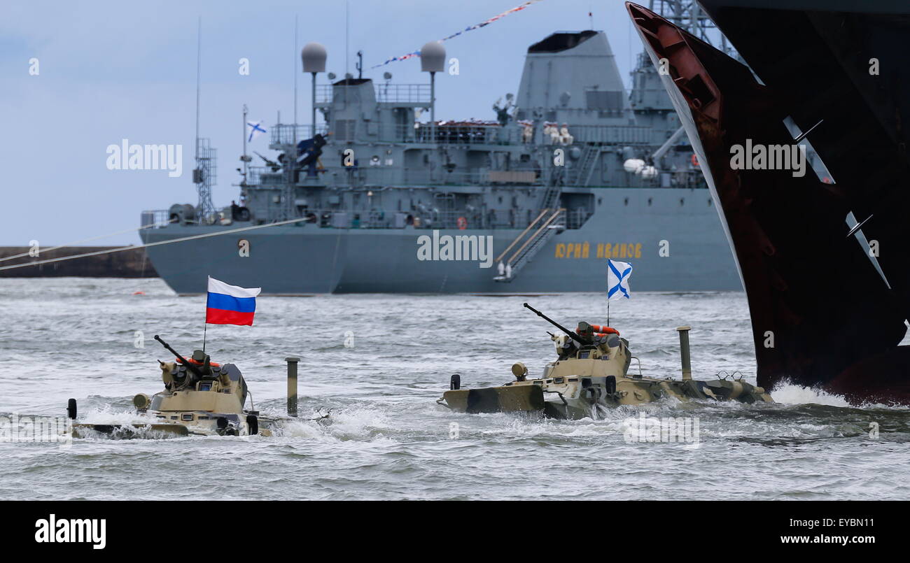 Btr 82a High Resolution Stock Photography and Images - Alamy