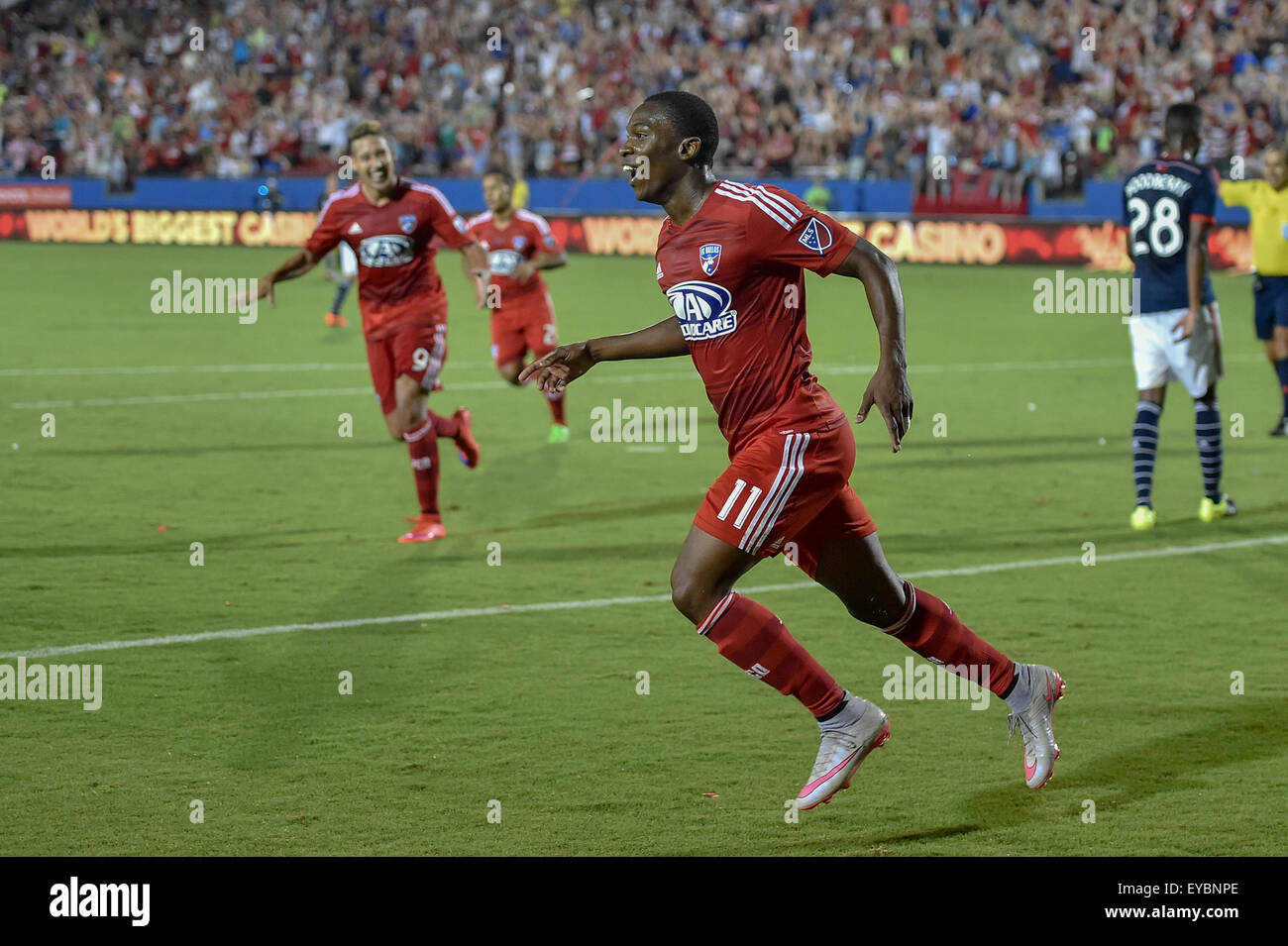 JUL 4 2015:.FC Dallas forward Fabian Castillo (11) scores a goal from a ...