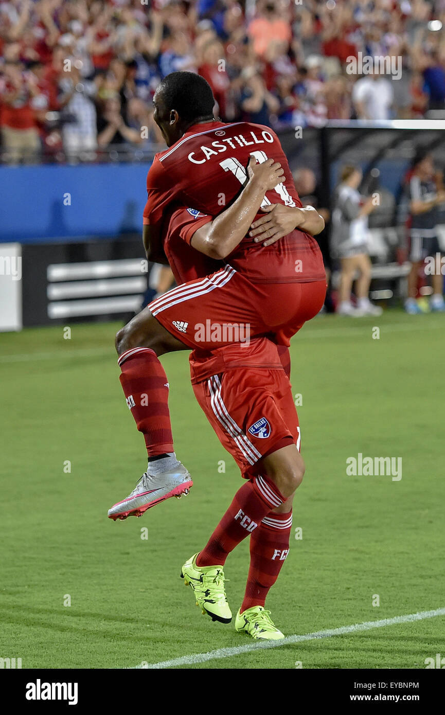 JUL 4 2015:.FC Dallas forward Fabian Castillo (11) scores a goal from a ...