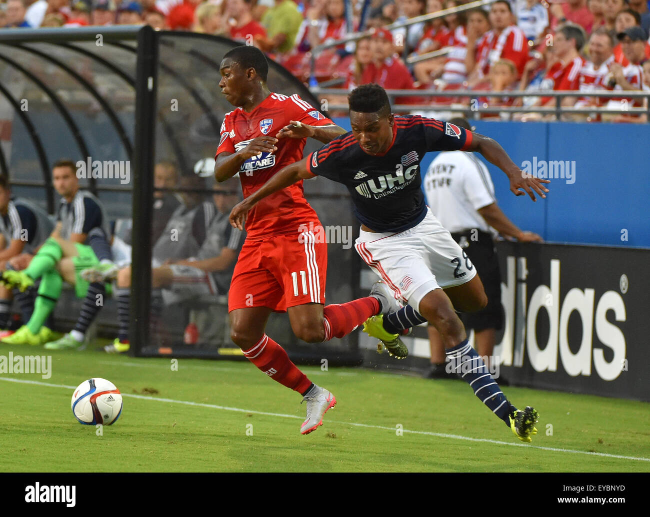 JUL 4 2015:.FC Dallas forward Fabian Castillo (11) fights for the ball ...