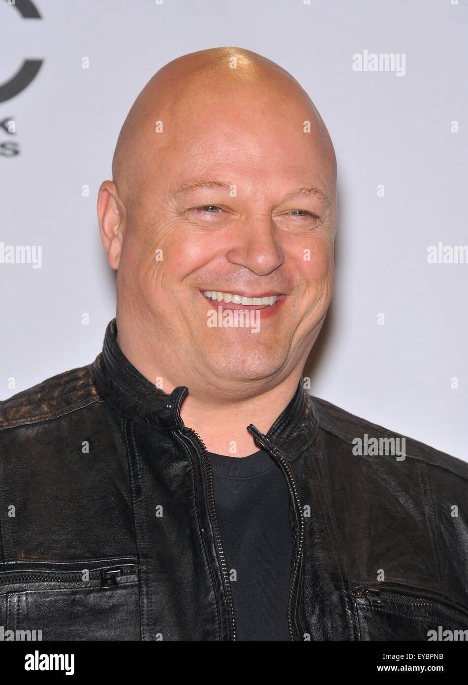 Michael chiklis hi-res stock photography and images - Alamy