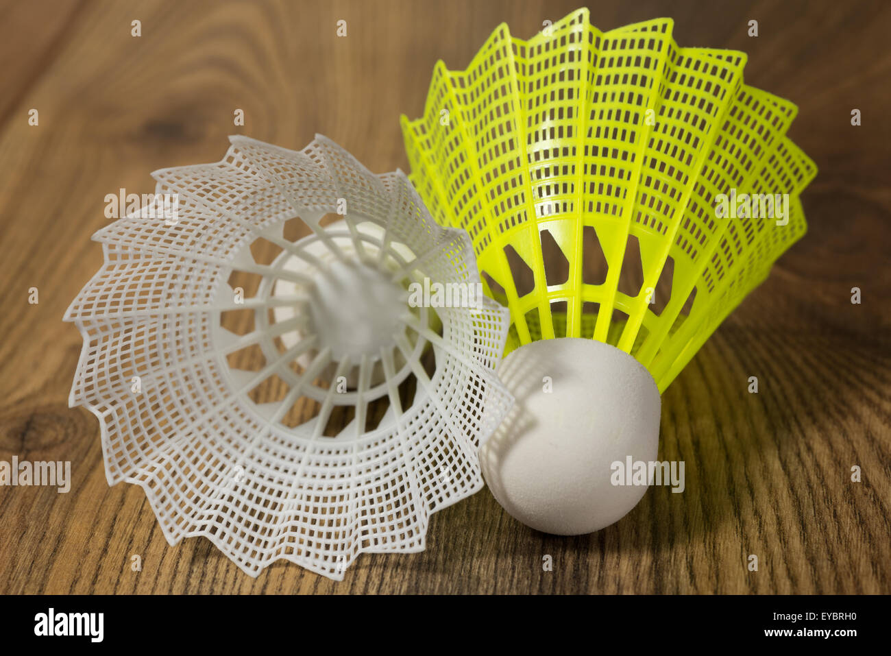 Shuttlecocks hi-res stock photography and images - Alamy