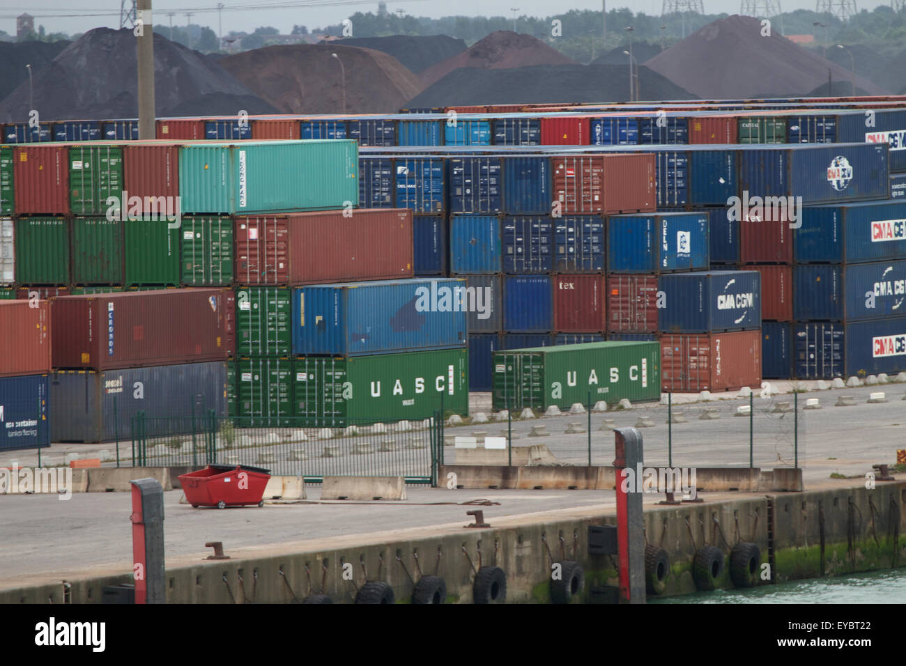 Containers at the port of Dunkirk. France Stock Photo - Alamy