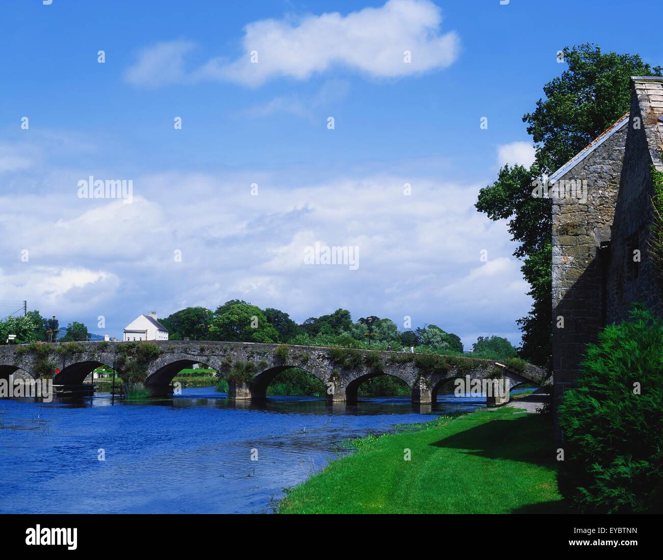 River Barrow, Leighlinbridge, Co Carlow, Ireland; Bridge Crossing A ...
