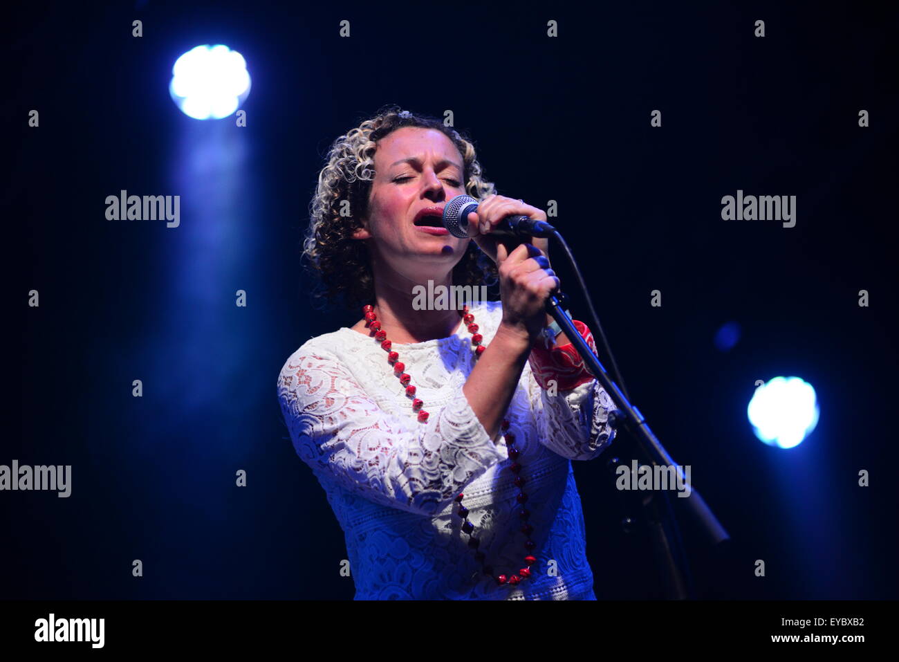 Singer Kate Rusby High Resolution Stock Photography and Images - Alamy