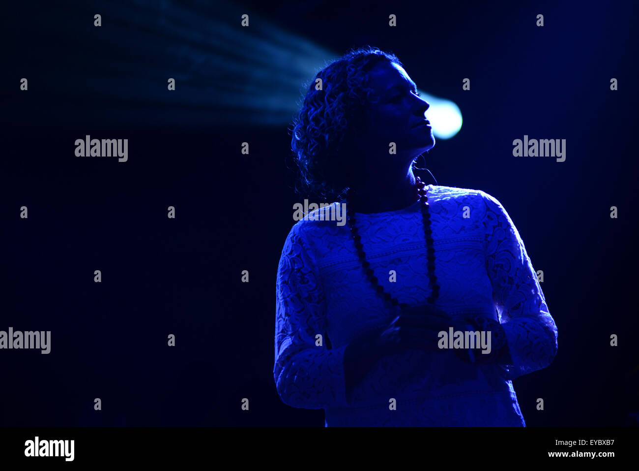 Singer kate rusby hi-res stock photography and images - Alamy