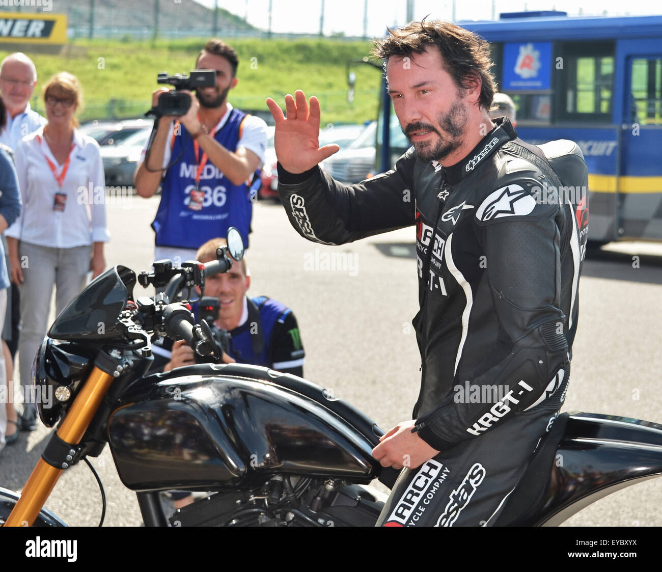 Keanu reeves motorcycle hi-res stock photography and images - Alamy