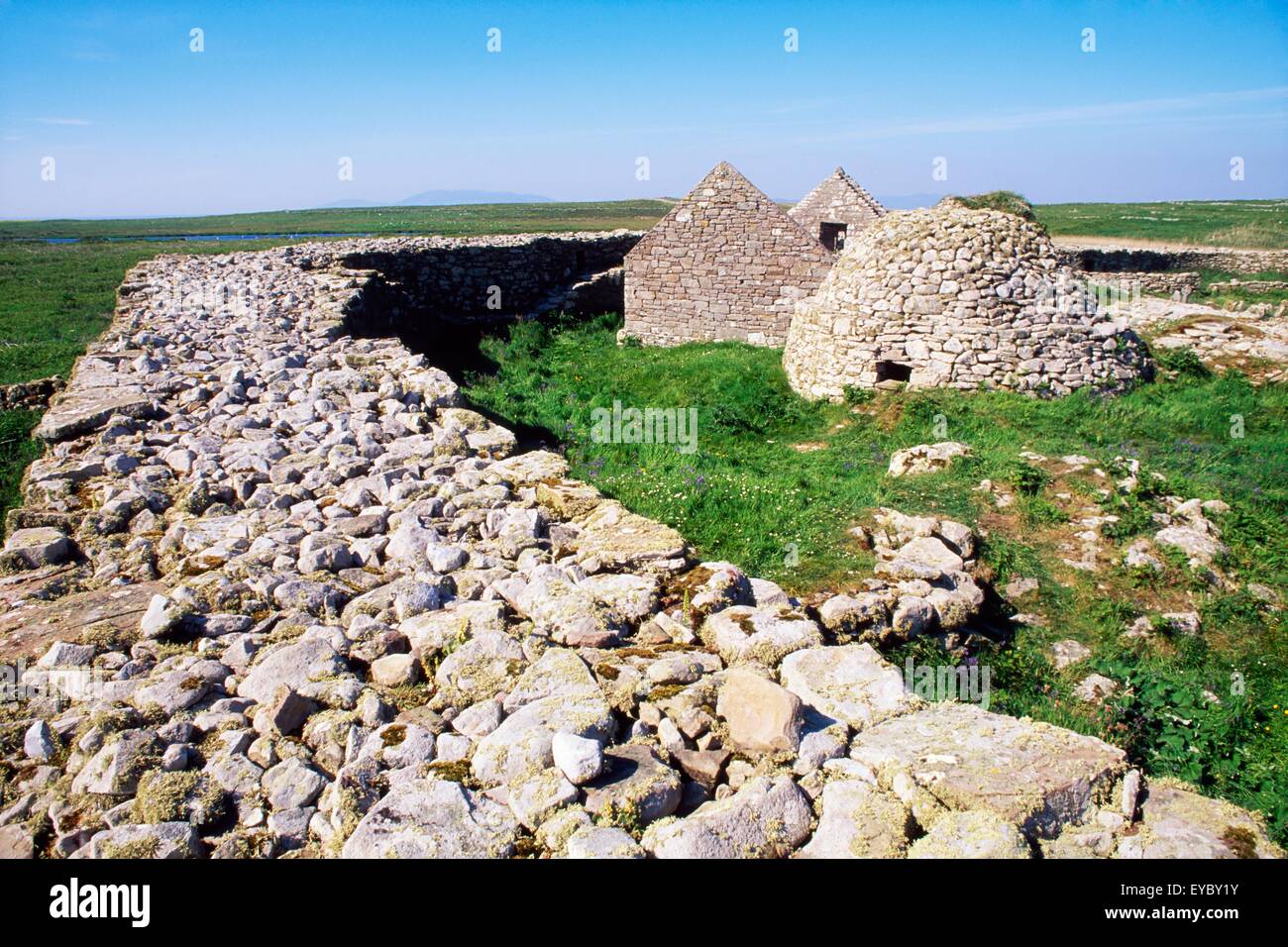 Beehive Hut, Inishmurray Island, Co Sligo, Ireland Stock Photo - Alamy