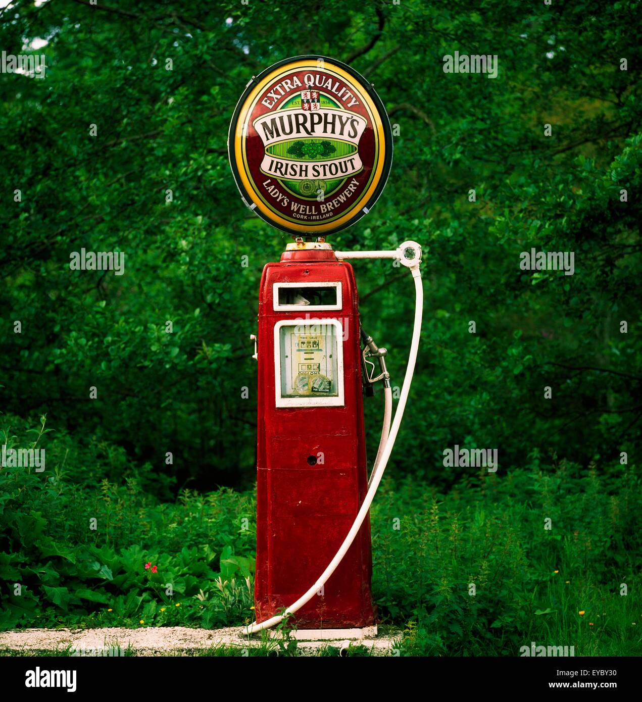 Pub Signs, Lauragh, Beara Peninsula, Ring Of Kerry, Ireland Stock Photo ...