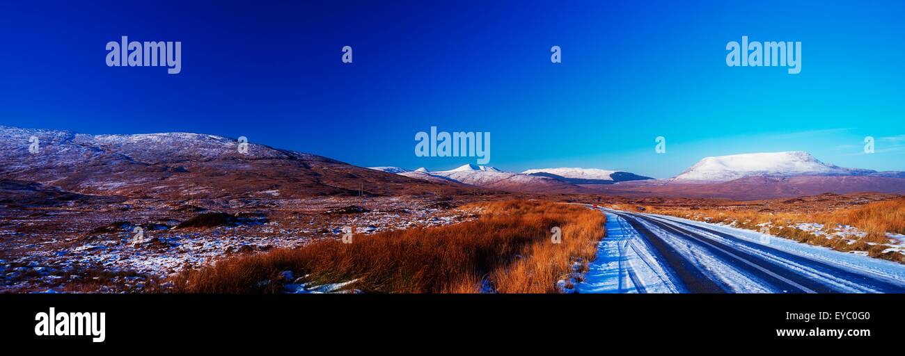 Glenveagh And Muckish Mountains In Winter, Co Donegal, Ireland Stock ...