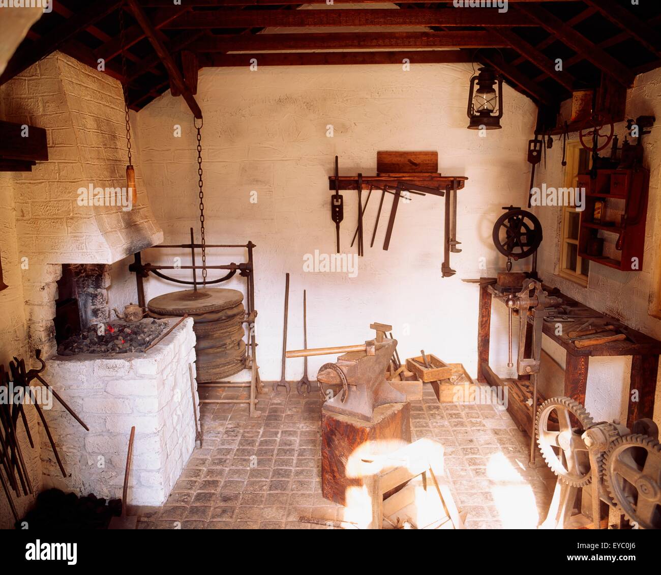 Johnstown castle hi-res stock photography and images - Alamy