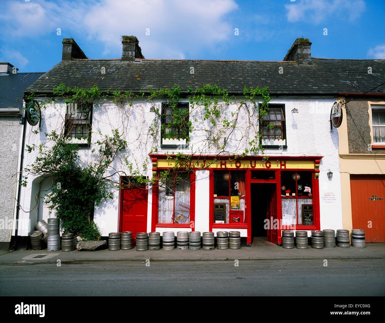 Traditional Pub, Banagher, Co Offaly, Ireland Stock Photo - Alamy