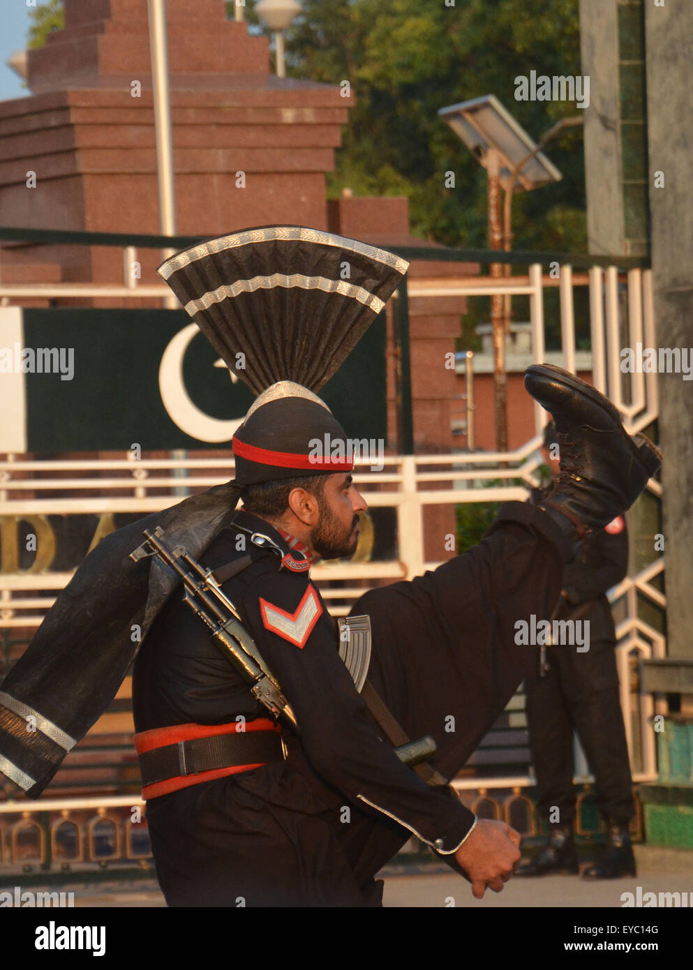 Lahore, Pakistan. 26th July, 2015. Pakistani ranger during a daily ...