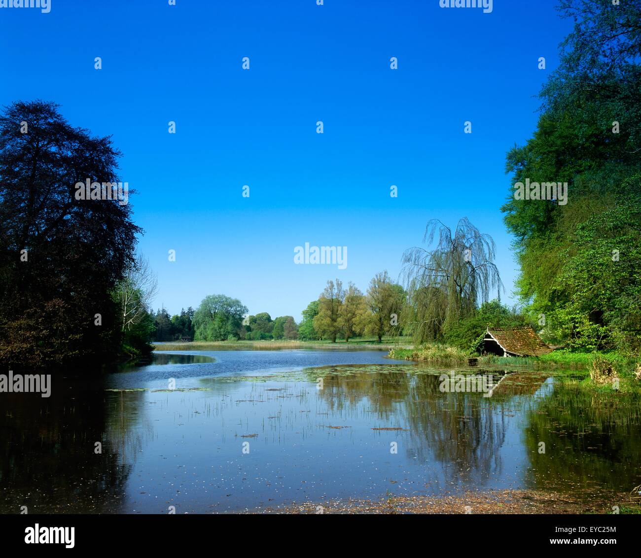 Old boathouse hi-res stock photography and images - Alamy