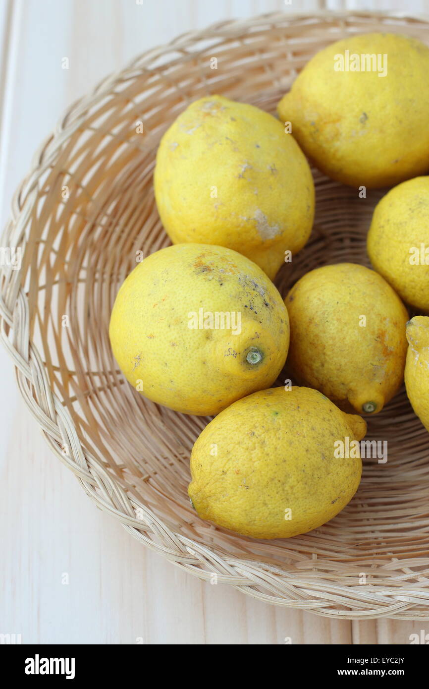 Homegrown lemons in a basket Stock Photo - Alamy