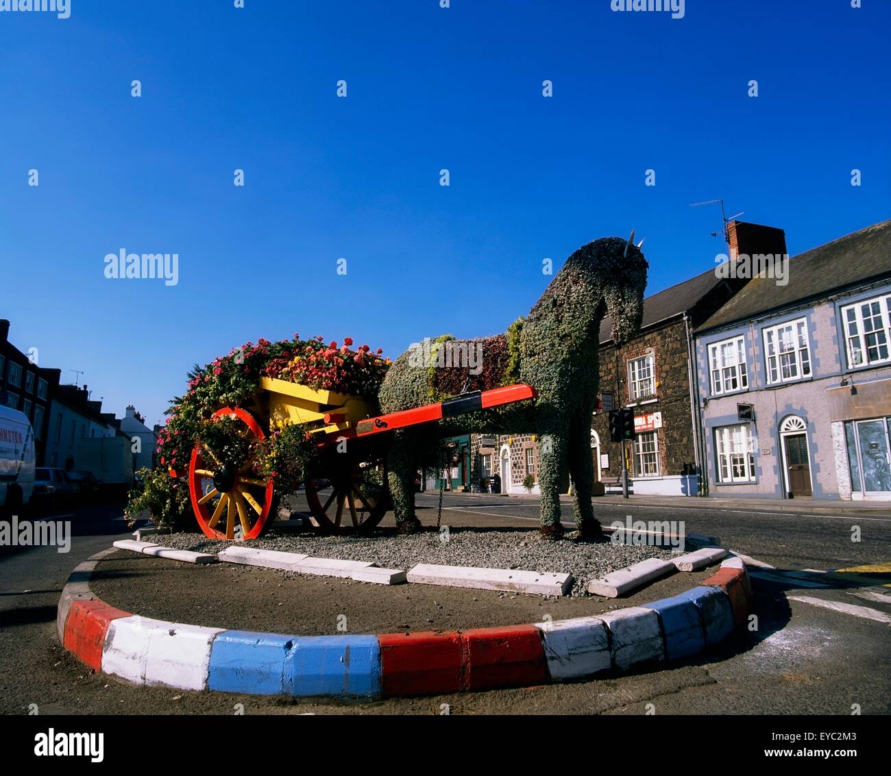 Moira, Co Down, Ireland; Topiary Horse Stock Photo - Alamy