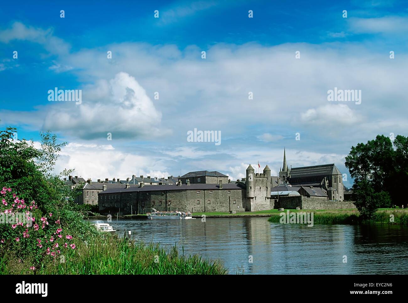 Enniskillen Castle, River Erne, Co Fermanagh, Ireland Stock Photo - Alamy