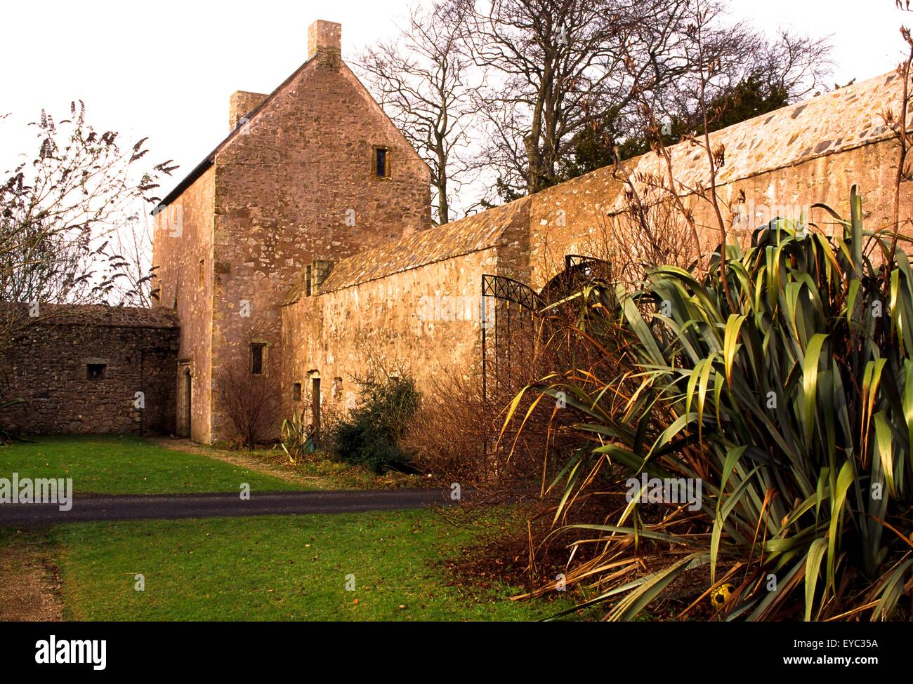 Benburb Castle, Co Tyrone, Ireland; 17Th Century Castle Stock Photo - Alamy