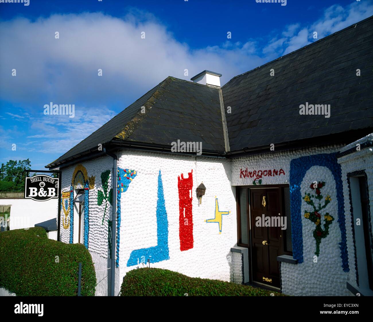 Shell Cottage, Co Kildare, Ireland; Traditional Irish Cottage Stock ...