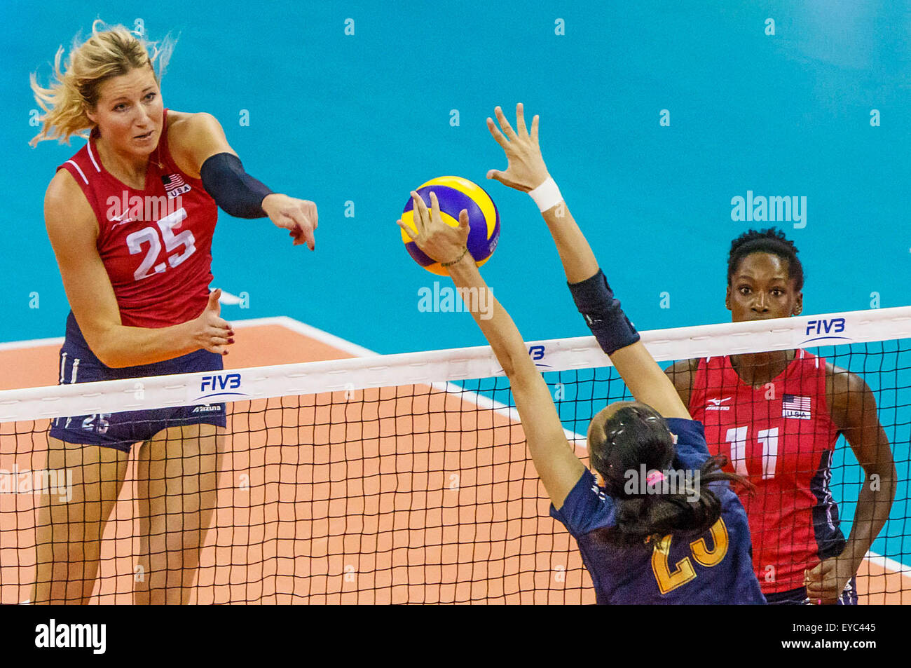 Omaha, NE USA. 26th July, 2015. -United States outside hitter Karsta ...