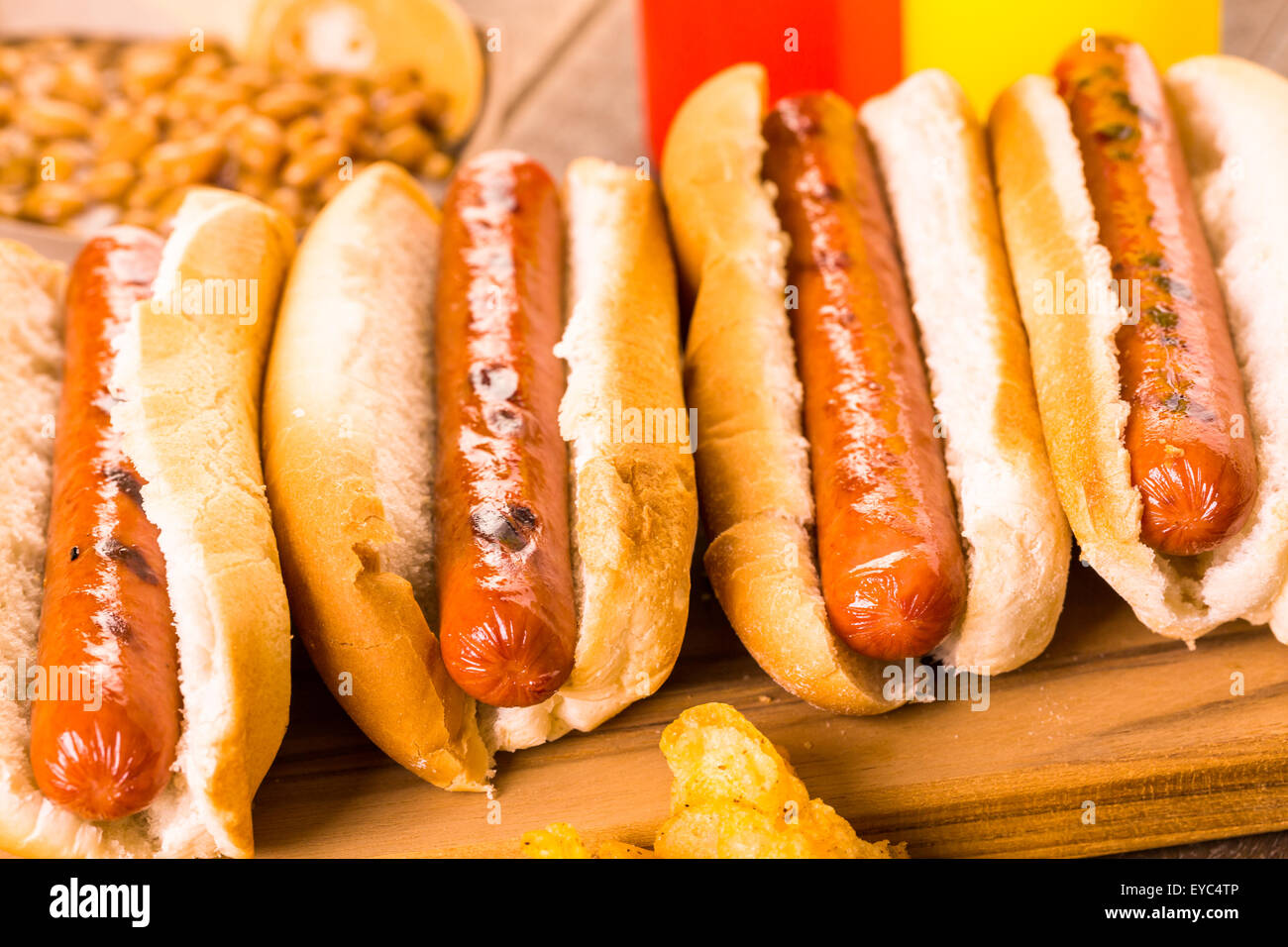 Hotdog and beans hi-res stock photography and images - Alamy