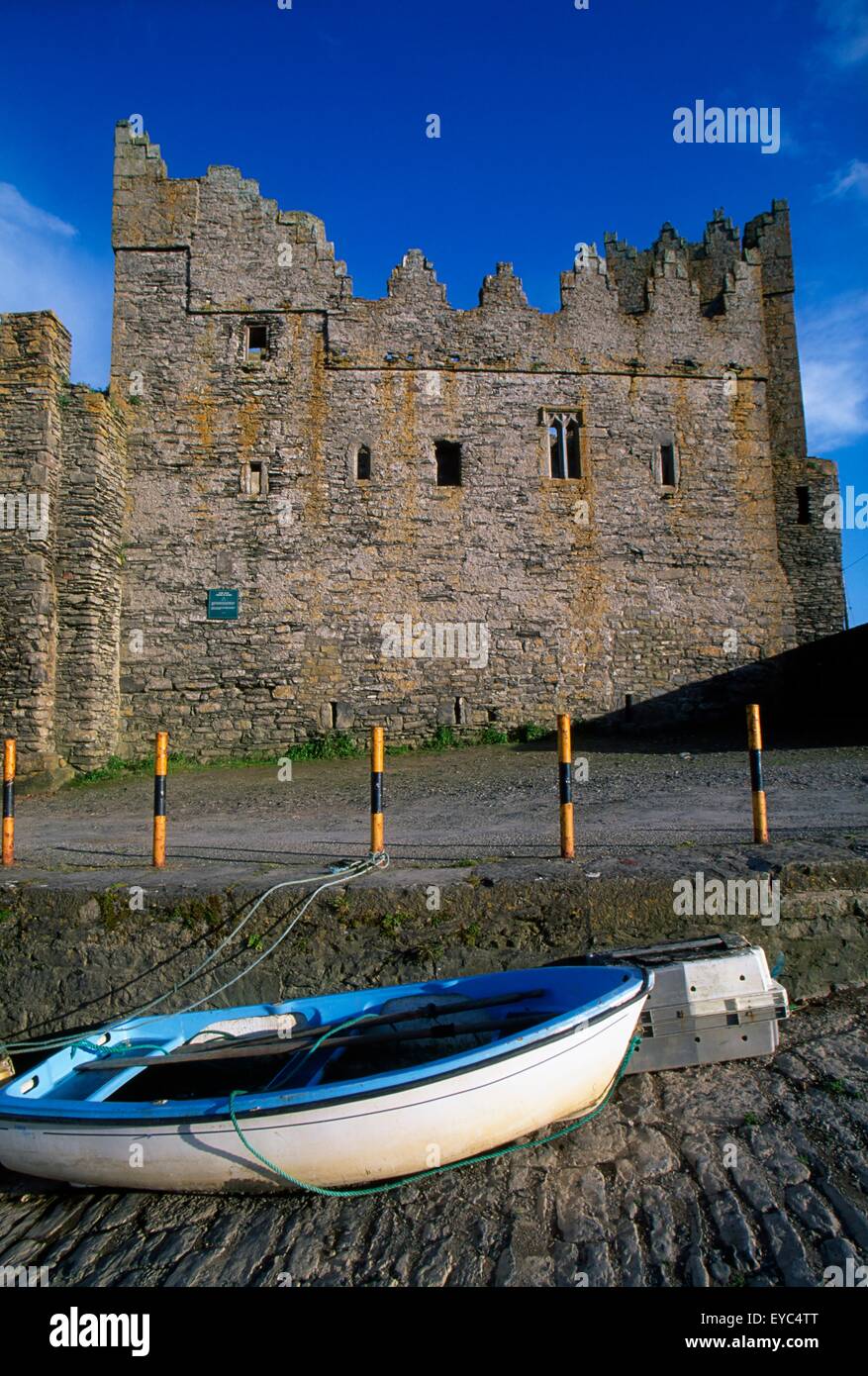Slade castle ireland hi-res stock photography and images - Alamy