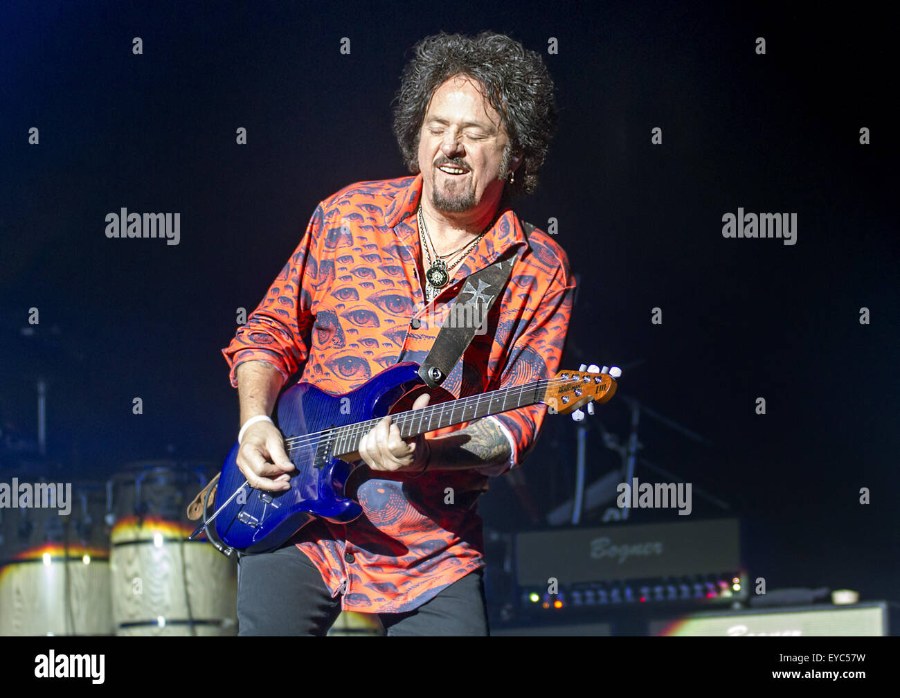 Toto band hi-res stock photography and images - Alamy