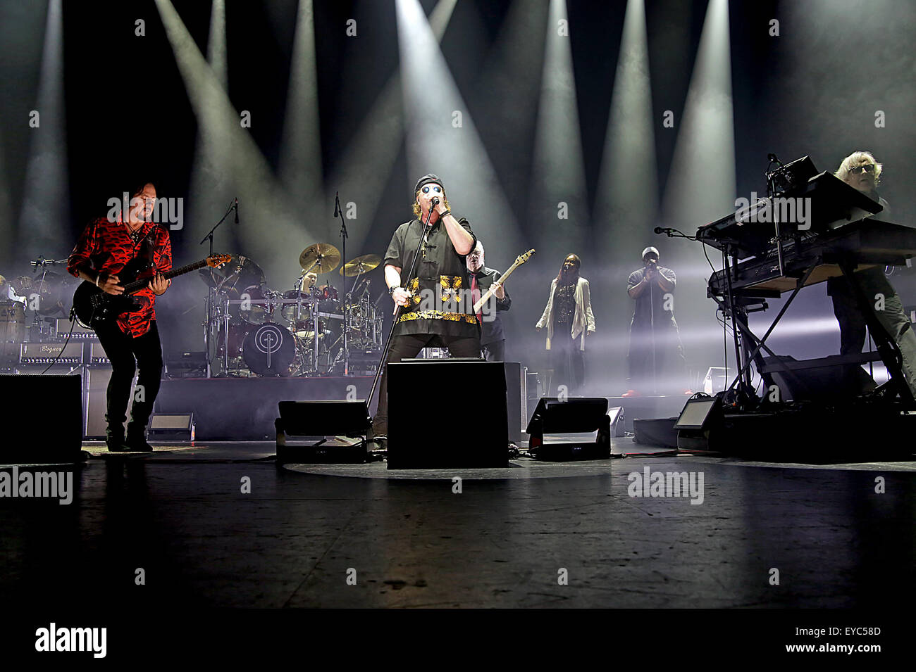 Toto band hi-res stock photography and images - Alamy