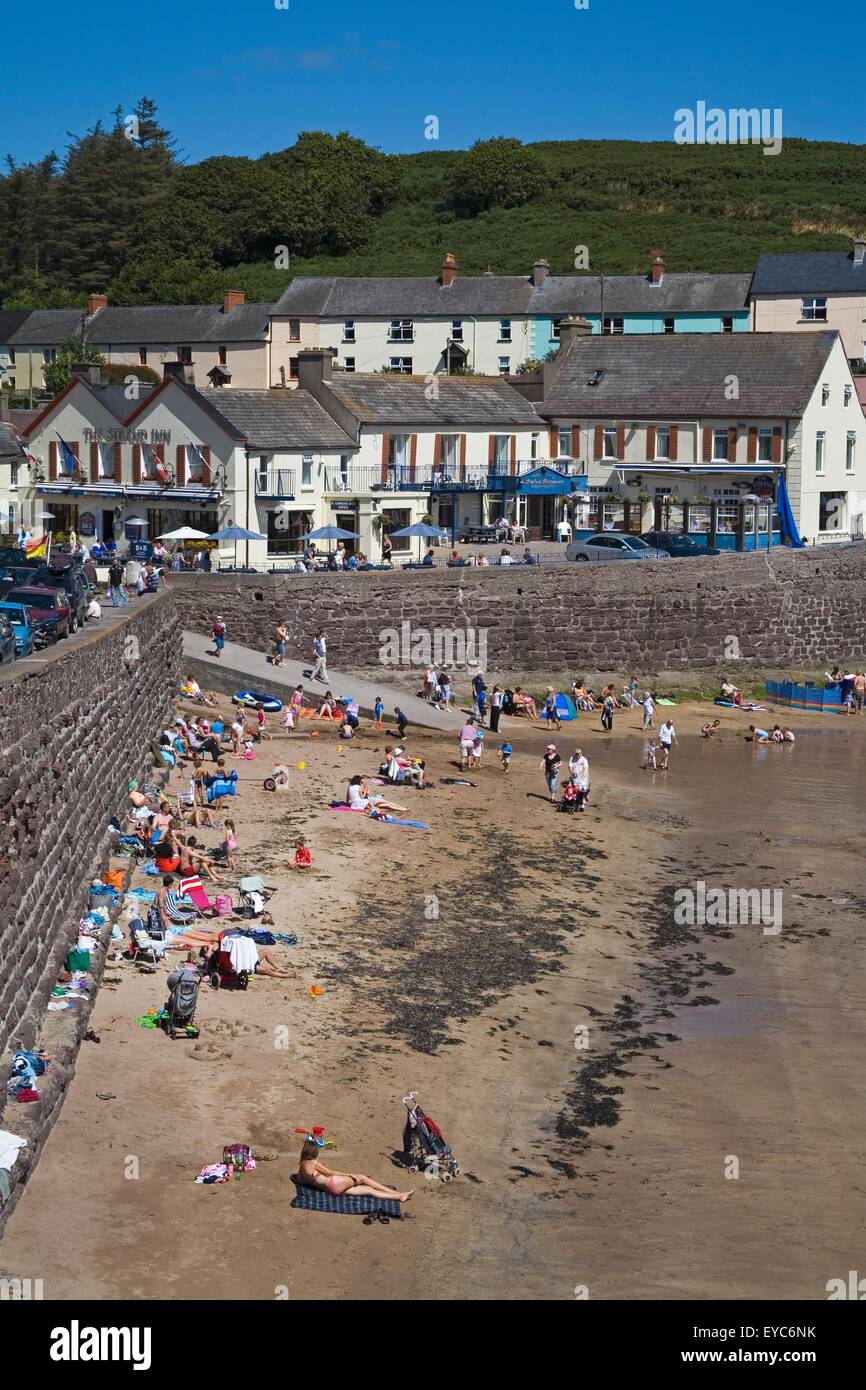 Dunmore East Beach High Resolution Stock Photography and Images - Alamy