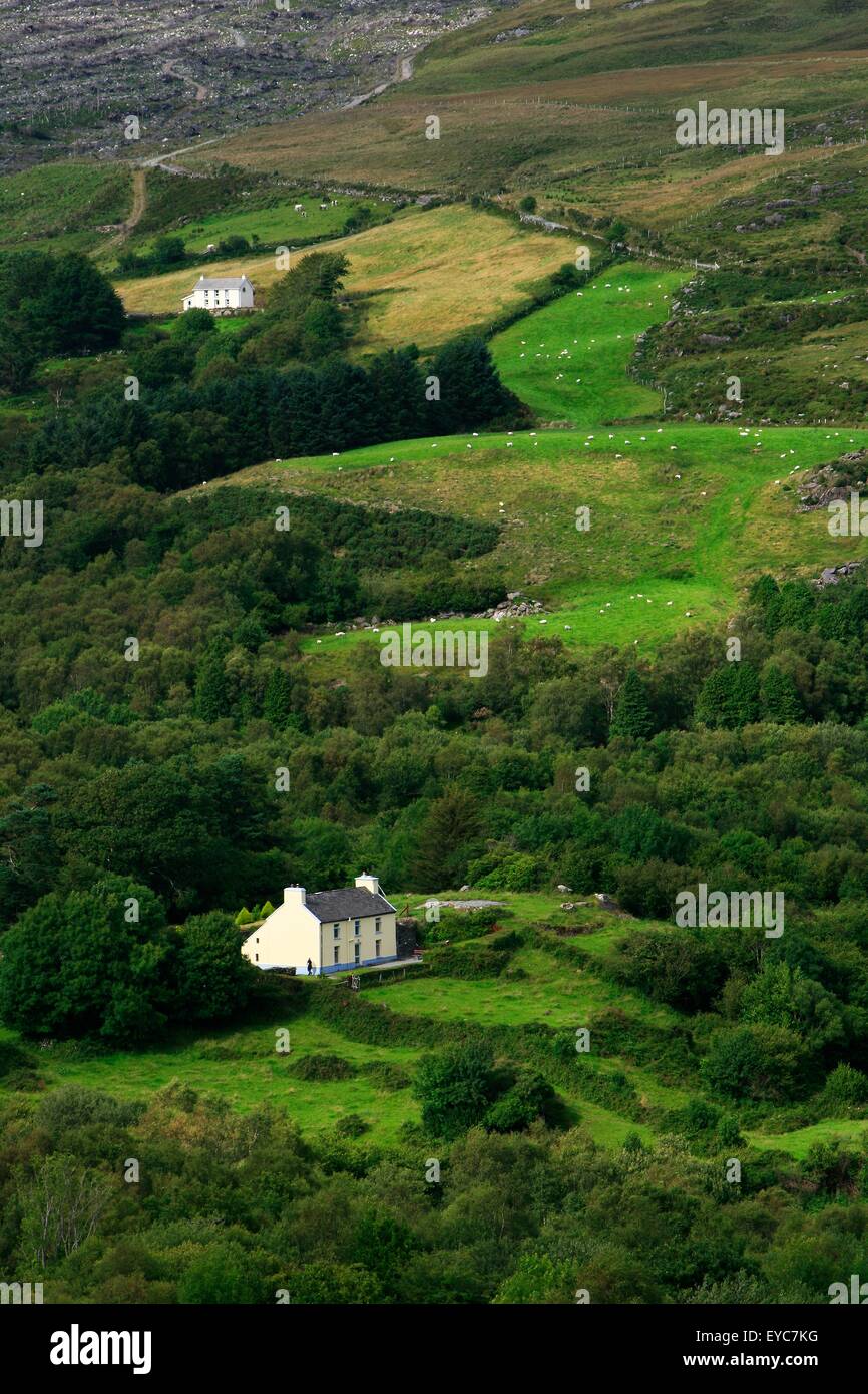 Glengariff hi-res stock photography and images - Alamy