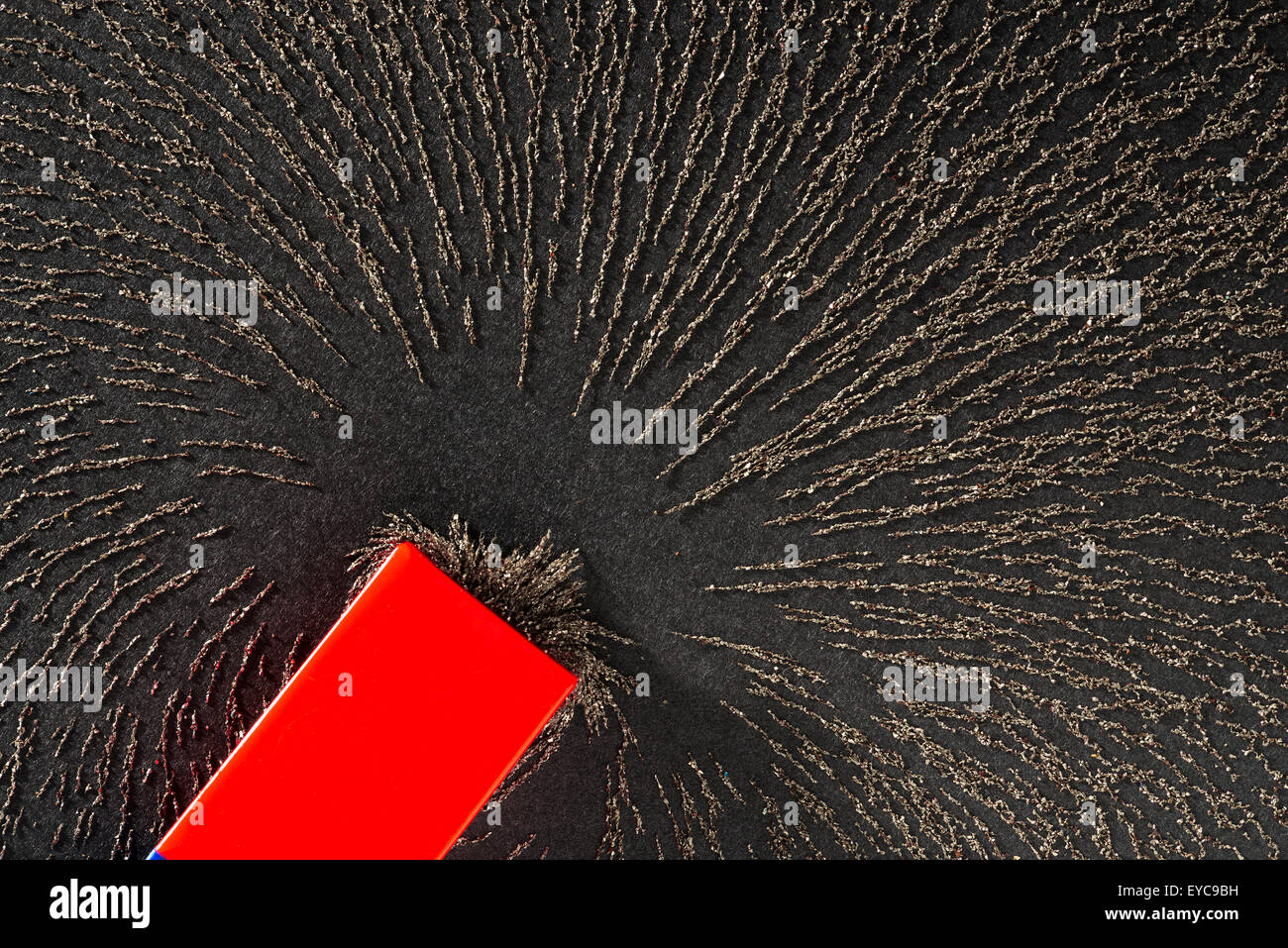 Iron Filings Bar Magnet High Resolution Stock Photography and Images ...