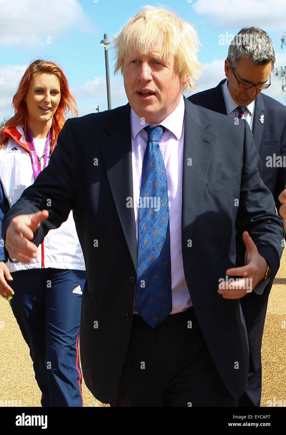 Mayor of London Boris Johnson MP plants the final tree in the Olympic ...