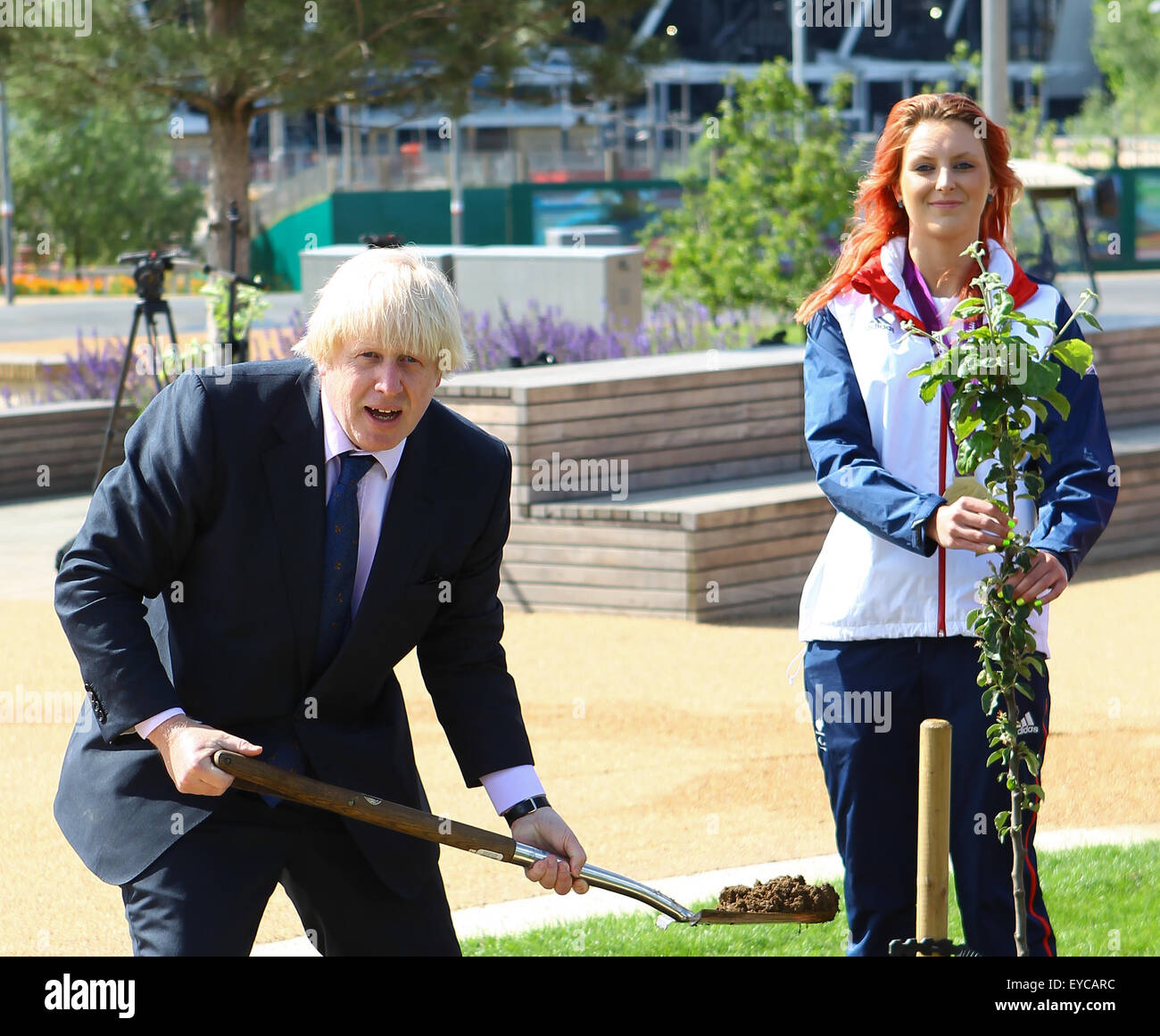 Mayor of London Boris Johnson MP plants the final tree in the Olympic ...