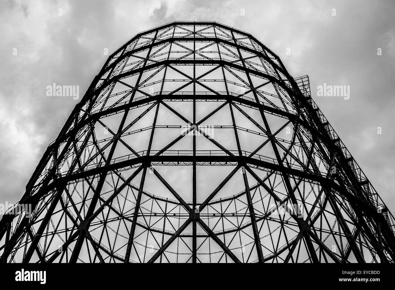 Gasometer silhouette Black and White Stock Photos & Images - Alamy