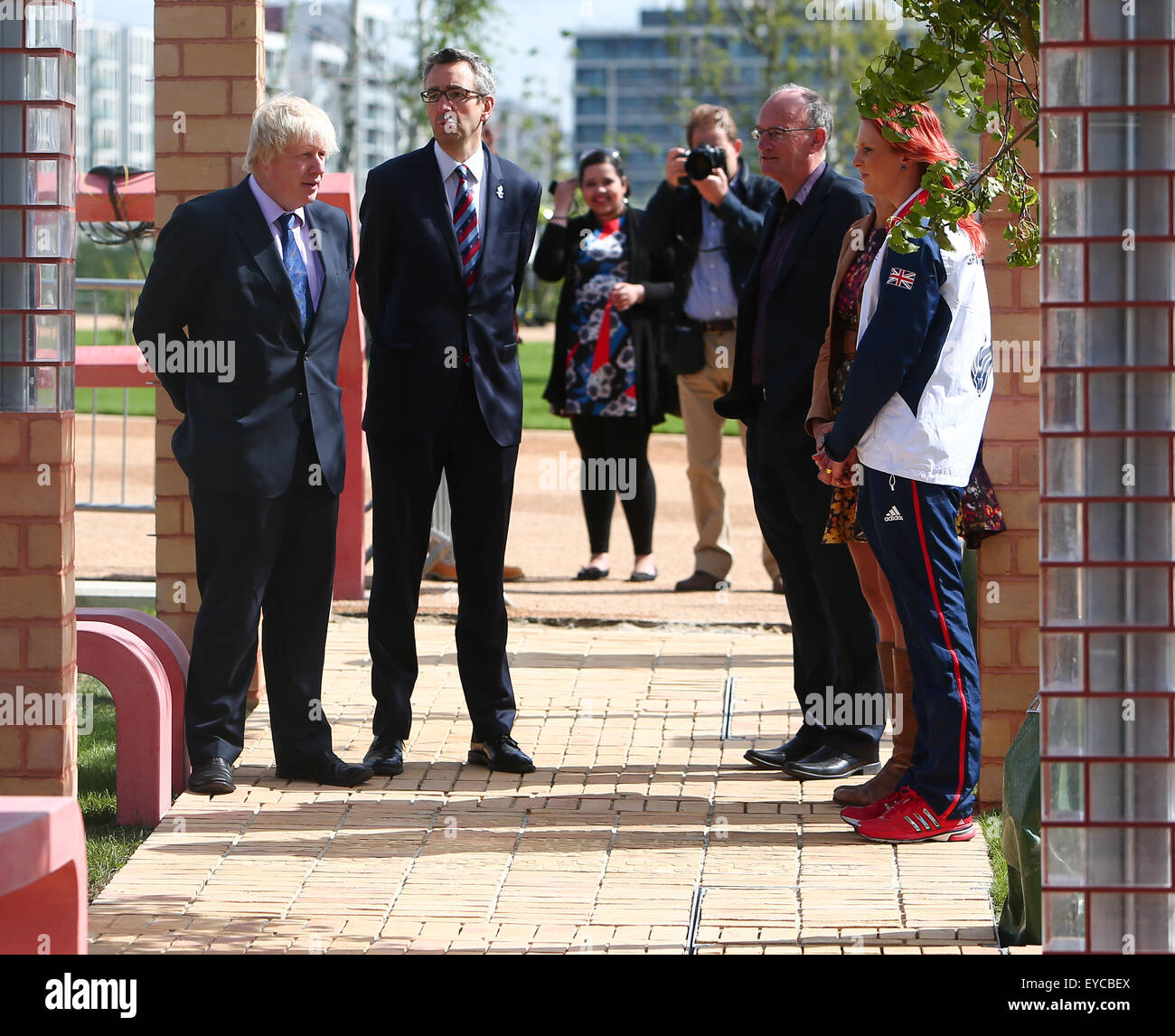 Mayor of London Boris Johnson MP plants the final tree in the Olympic ...