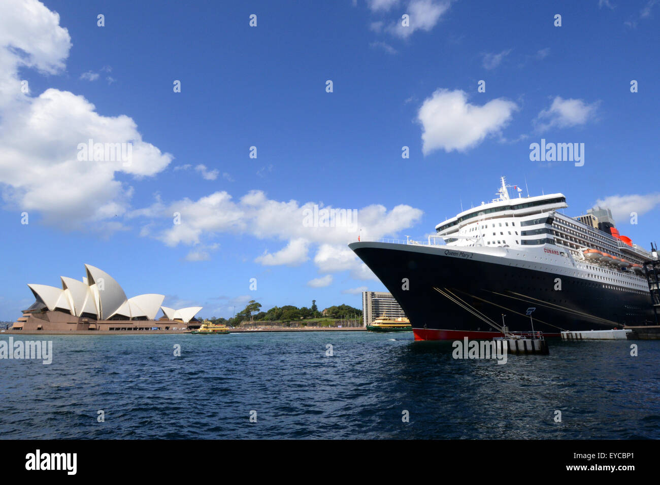 Queen Mary 2 in Sydney Harbor with the Sydney Opera House in the ...