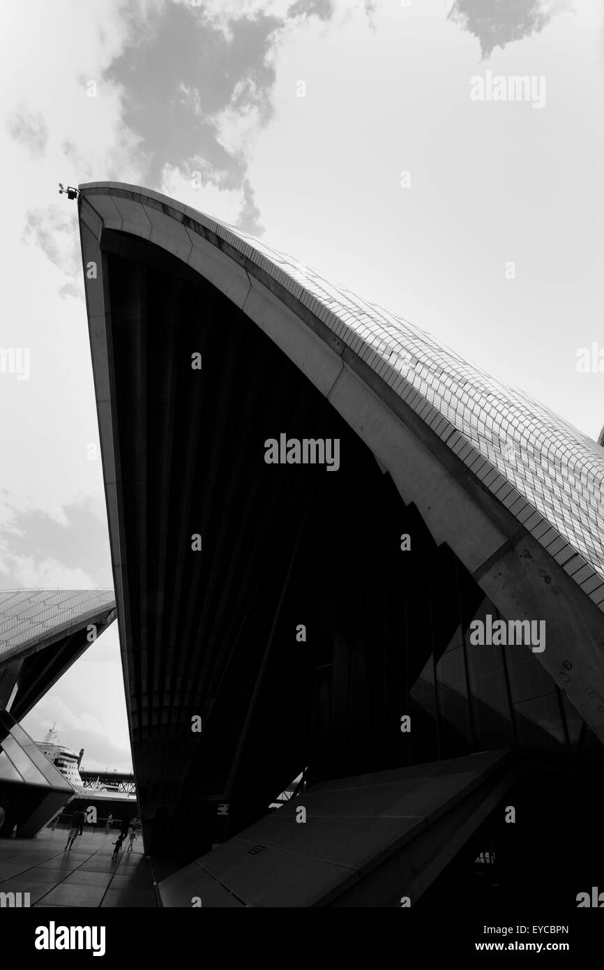 Close up of sydney opera house Black and White Stock Photos & Images ...
