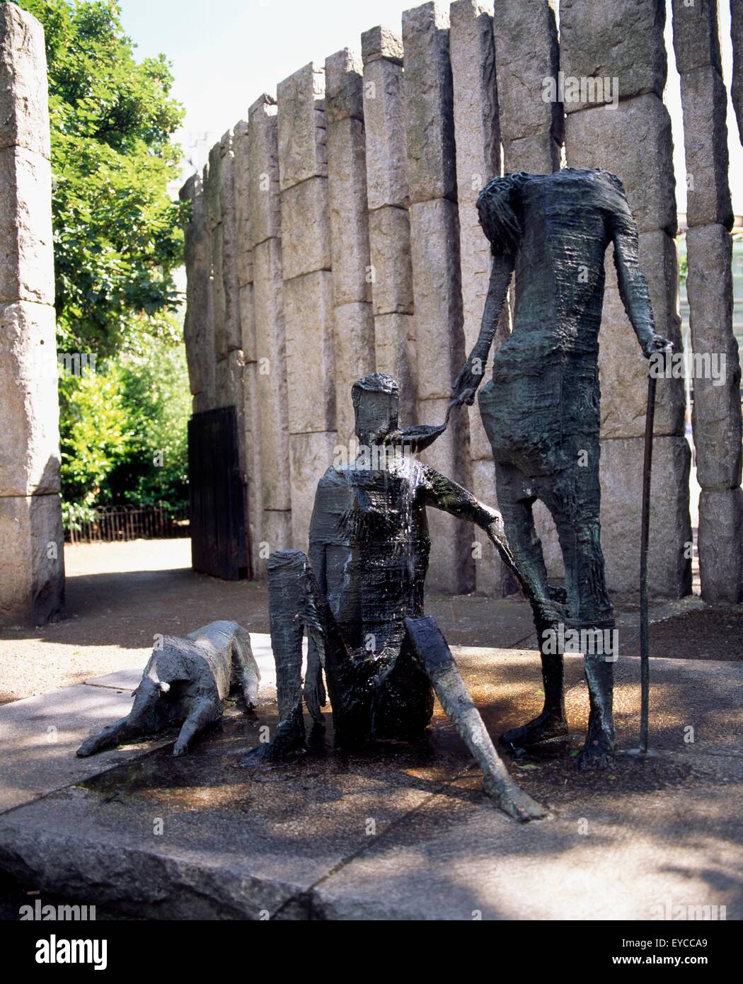 Dublin, Sculpture, The Famine By Edward Delaney Stock Photo - Alamy