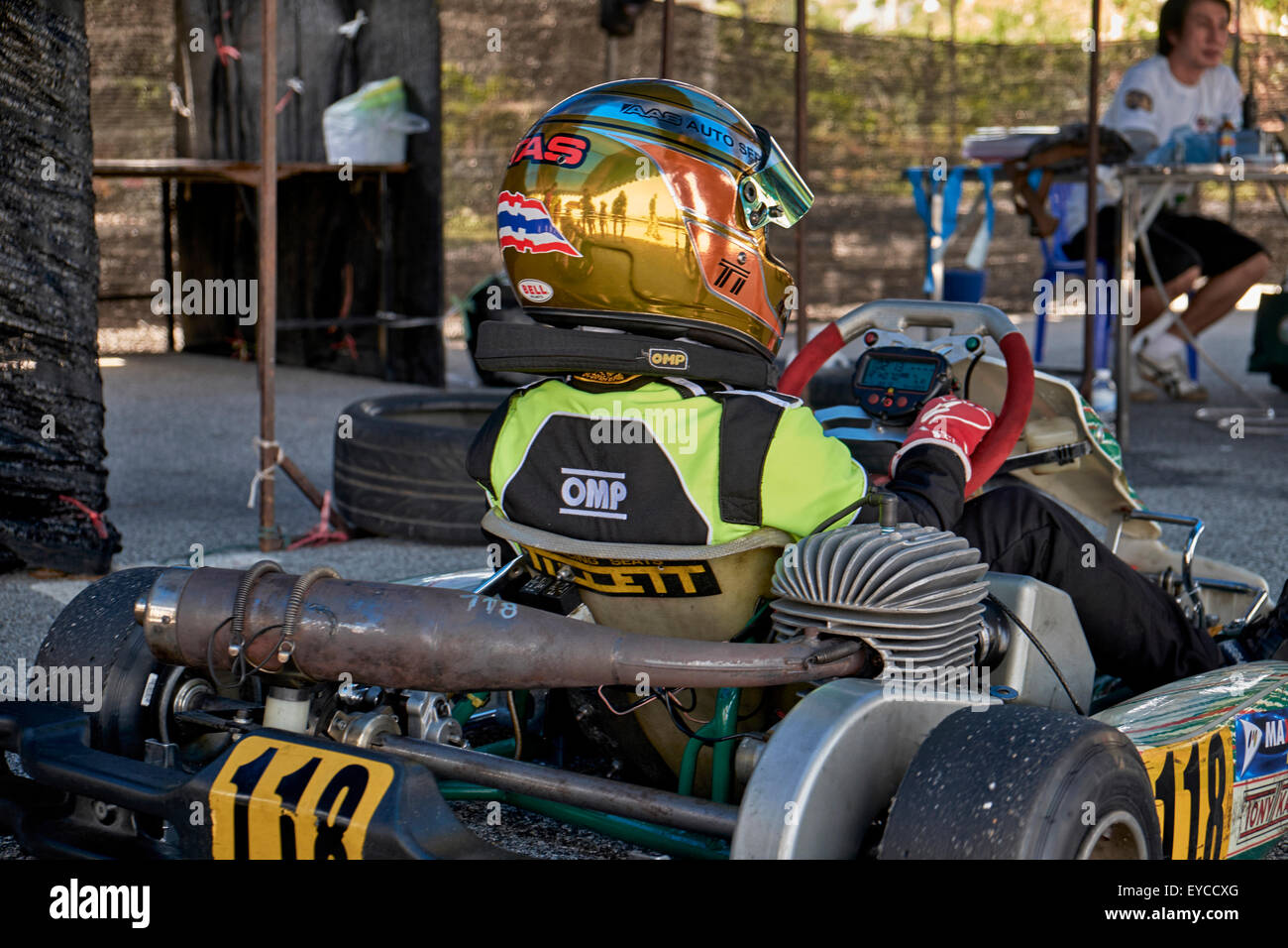 Go-Kart child. Rear view Stock Photo - Alamy